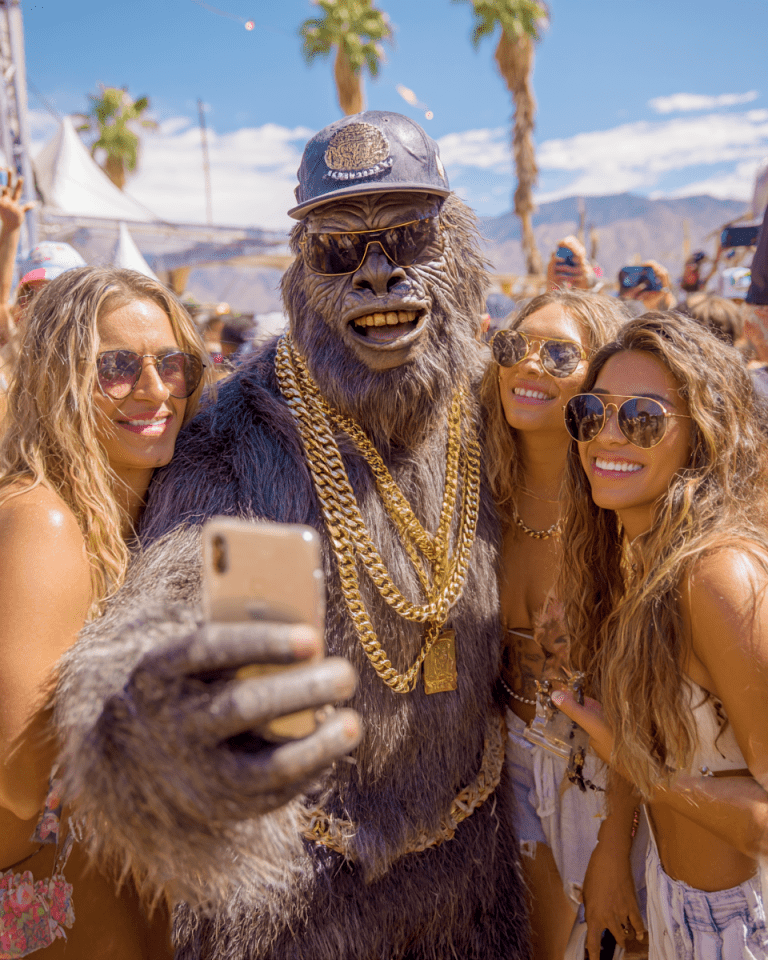 Bigfoot Party Selfie Art Print - 8"x10" Artwork - Mowbi Wholesale